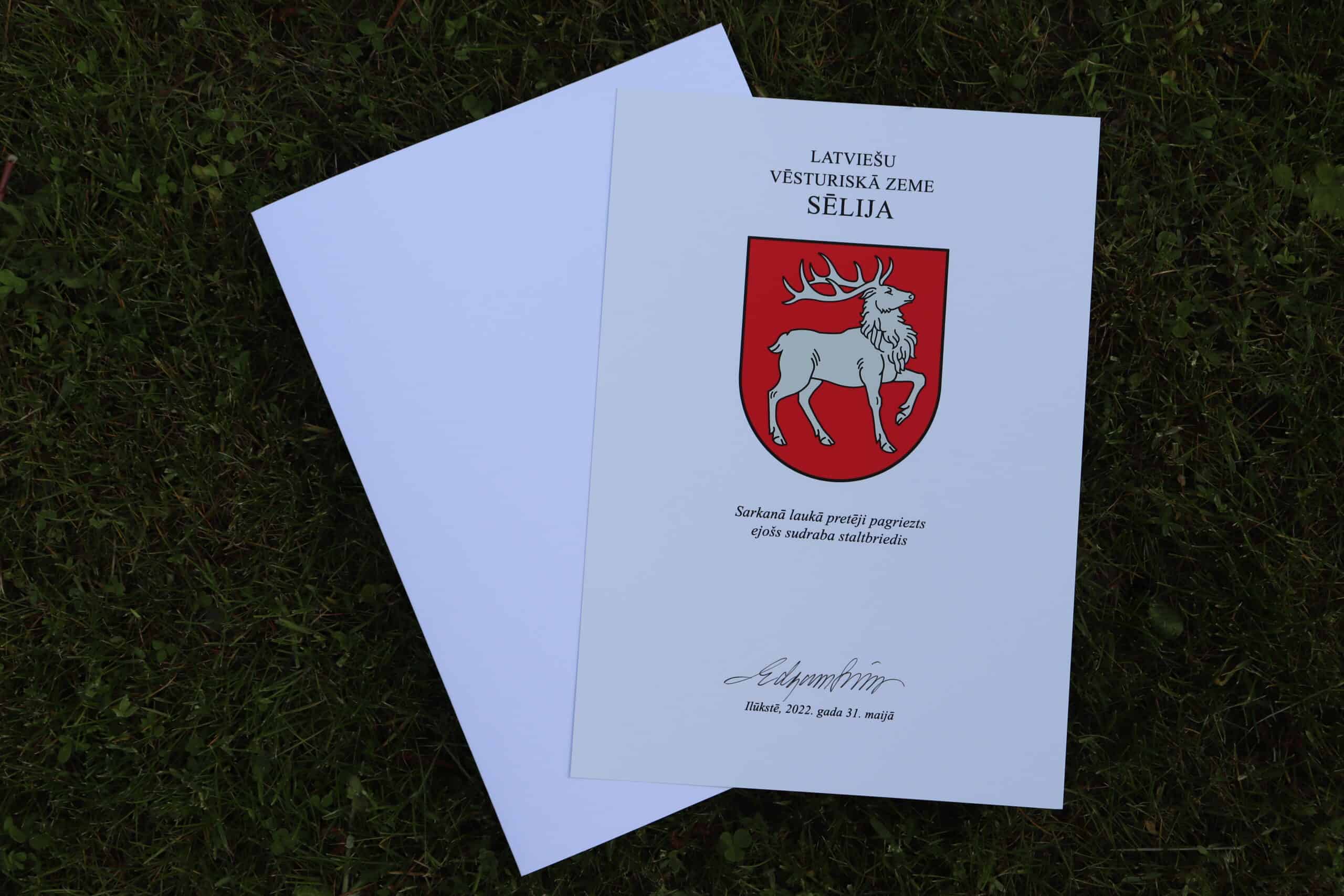 Par Sēlijas ģerboņa simbolu apstiprināts staltbriedis - Selija.com
